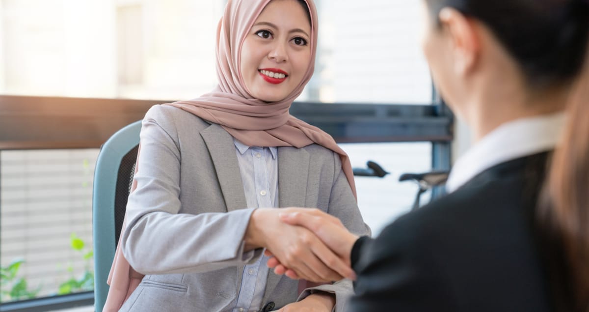How to Negotiate Salary with Job Candidates | Built In